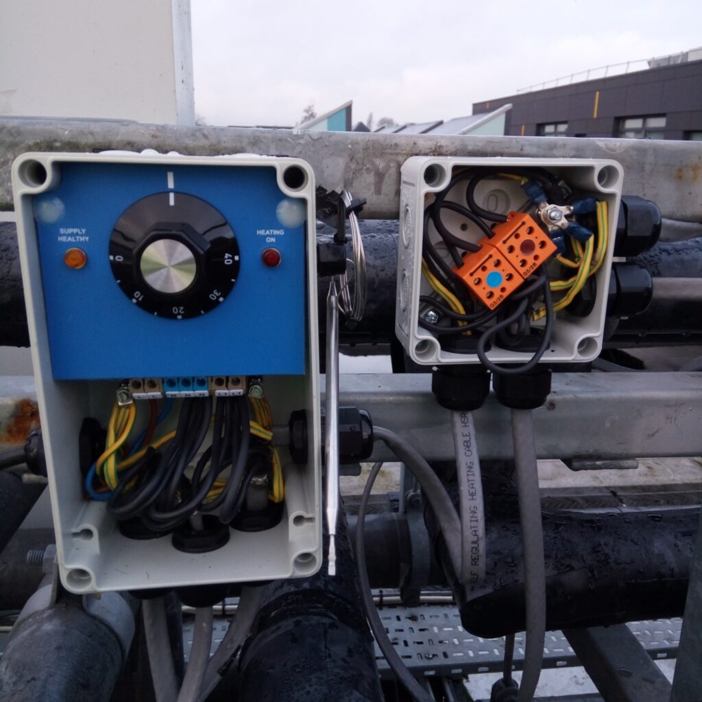 Trace heating controller - Plug In Building Services